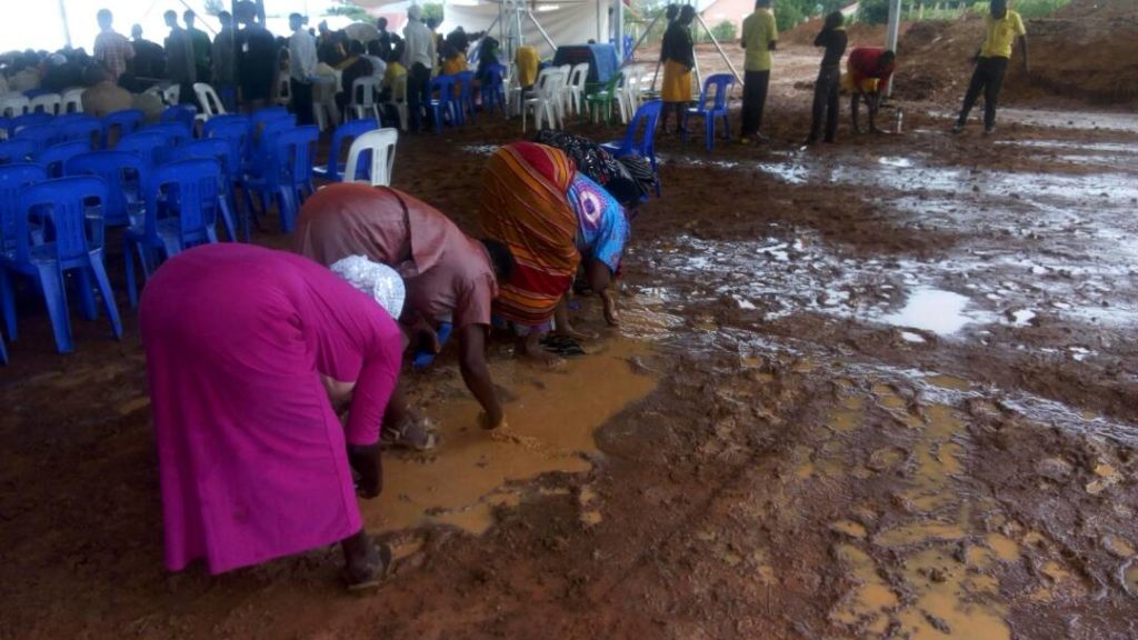 Museveni warns civil servants saying they have retarded job creation ...