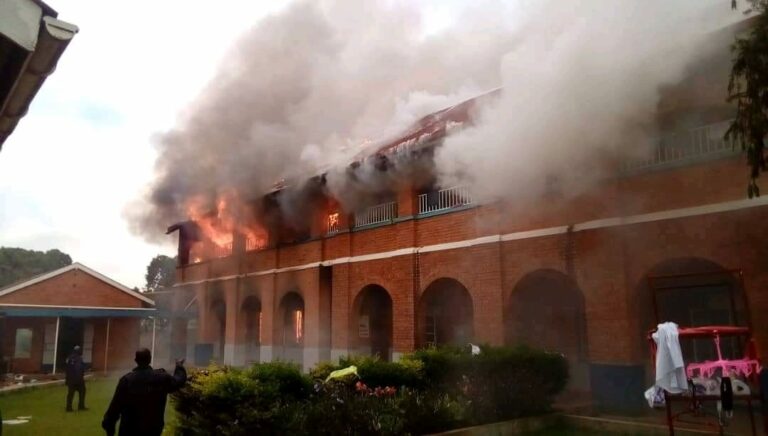 Fire guts dormitory at King’s College Budo - Eagle Online