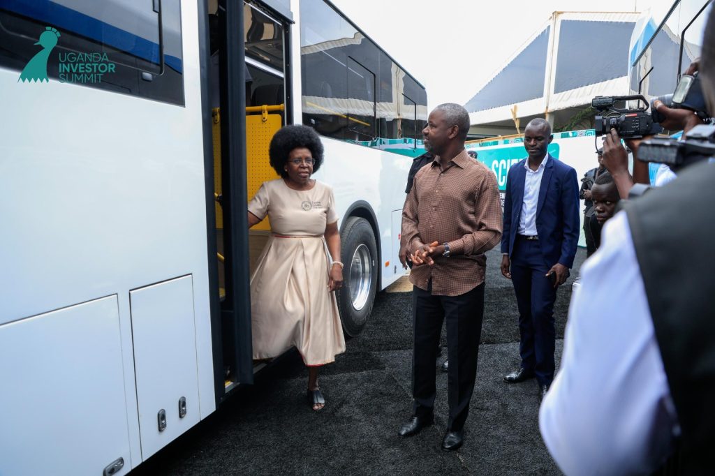 Tayebwa unveils Kayoola EVS 2025, hands over first unit to UCAA in ...