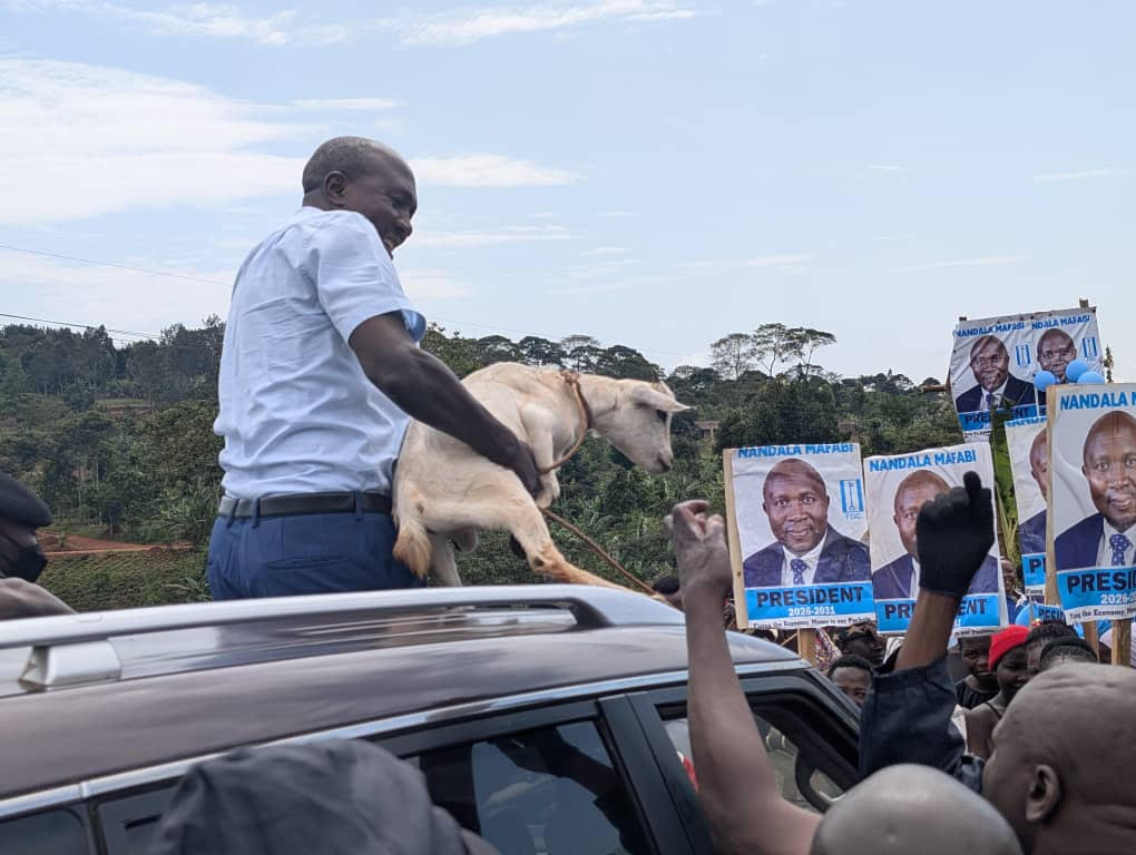 FDC’s Nandala Mafabi welcomed in Buikwe as 2026 presidential campaigns ...
